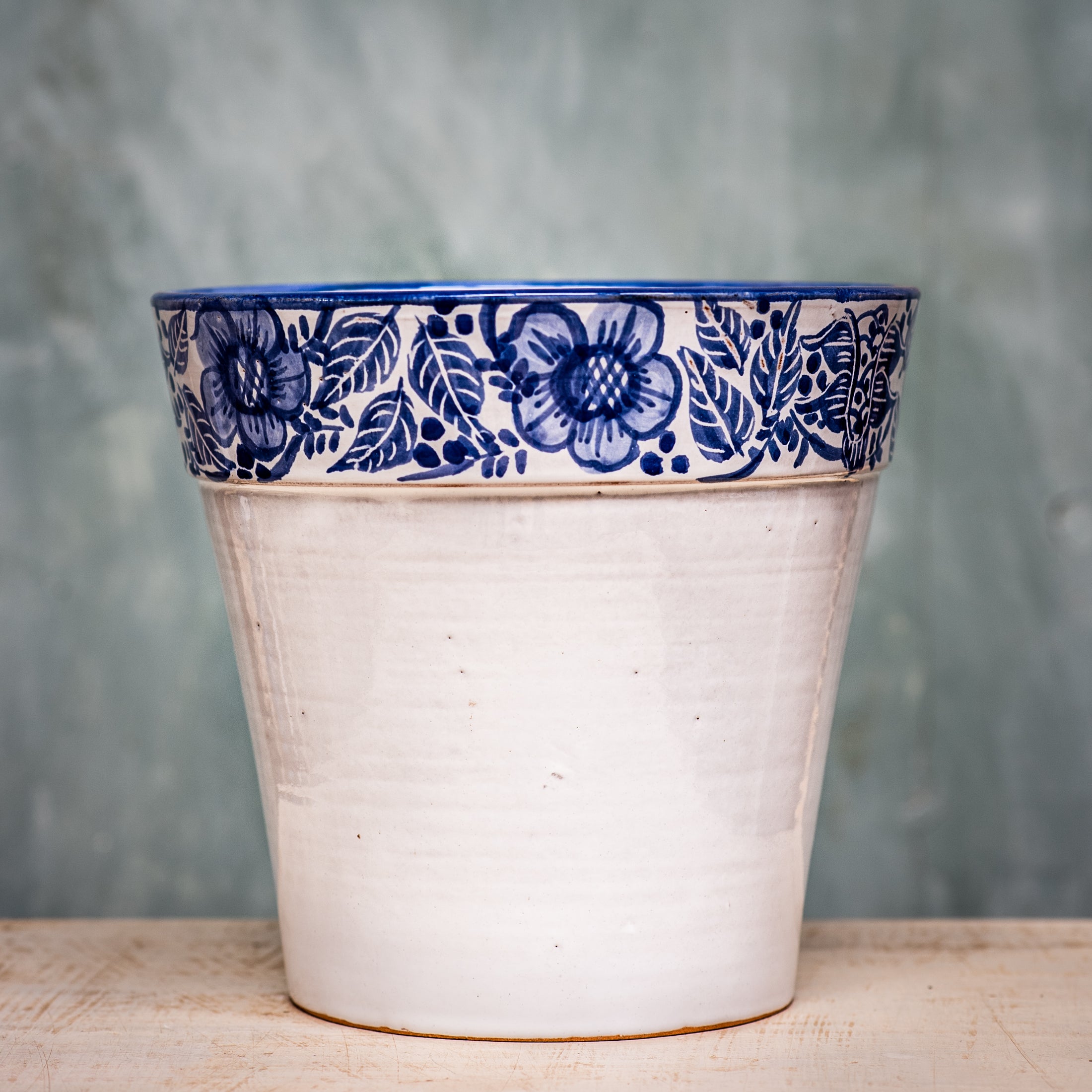 Bakuli Blu - Kenyan pottery. Rustic, Elegant, Handcrafted